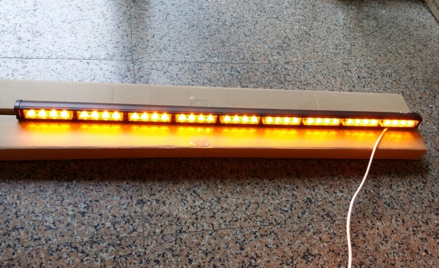 TRAFFIC lights / led direction light/ Traffic Management，Barras ...